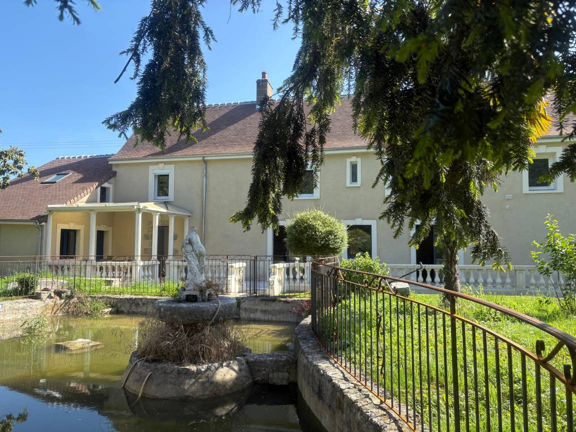175 M² Cottage ∙ 4 Chambres ∙ 10 Personnes - Sarthe