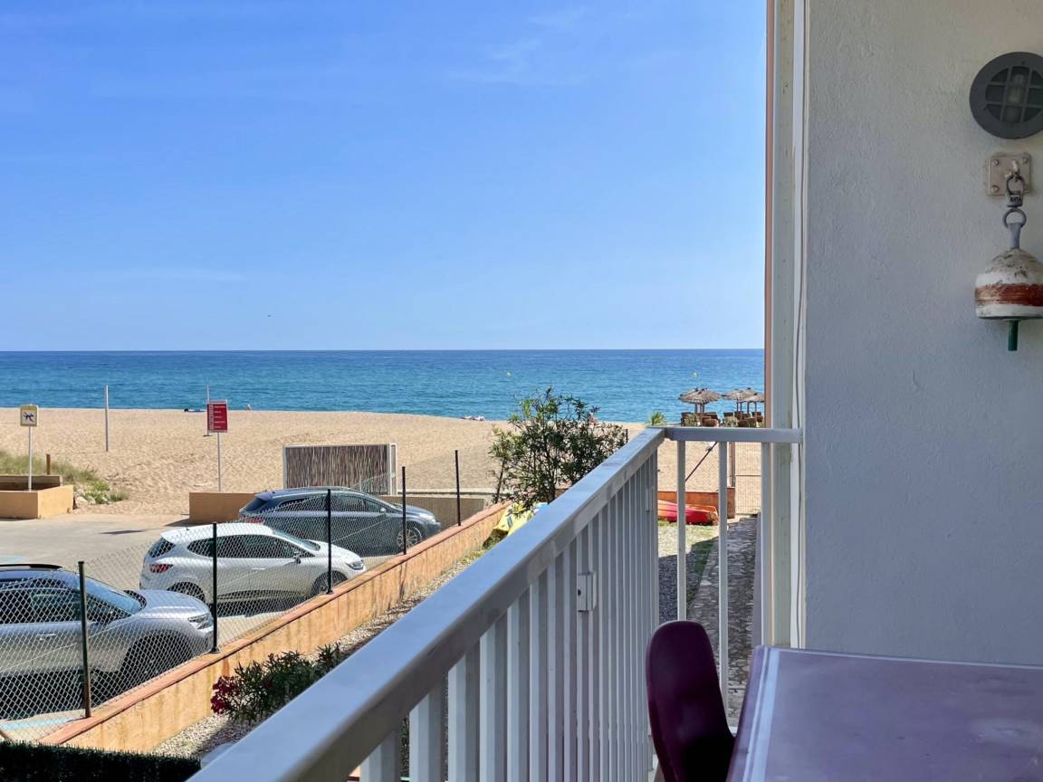 65 M² Apartamento ∙ 3 Habitaciones ∙ 6 Huéspedes - Palafrugell