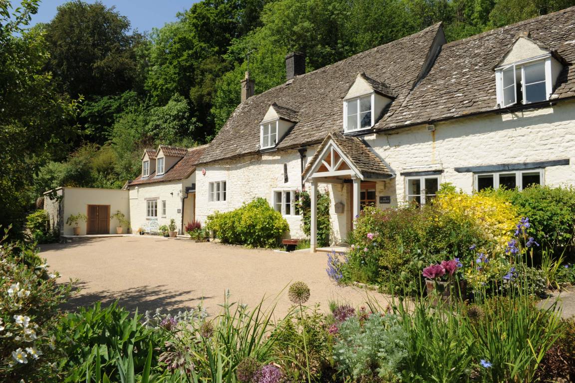 Cottage ∙ 1 Bedroom ∙ 2 Guests - Stroud