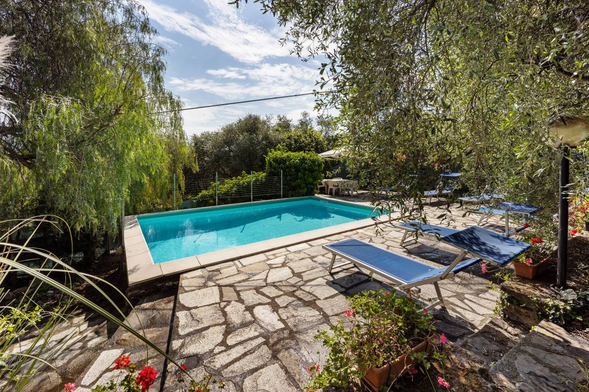 40 M² Appartamento ∙ 1 Camera Da Letto ∙ 3 Ospiti - Provincia di Imperia