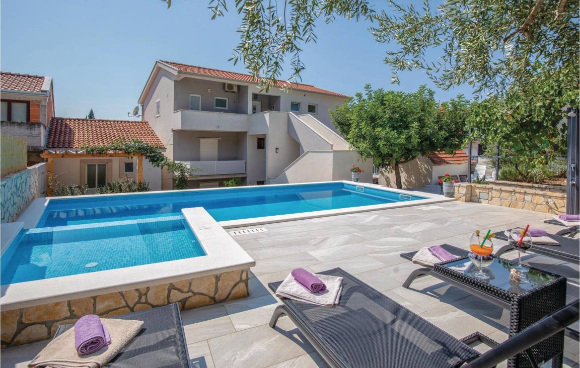 36 M² Apartamento ∙ 1 Habitación ∙ 4 Huéspedes - Duba