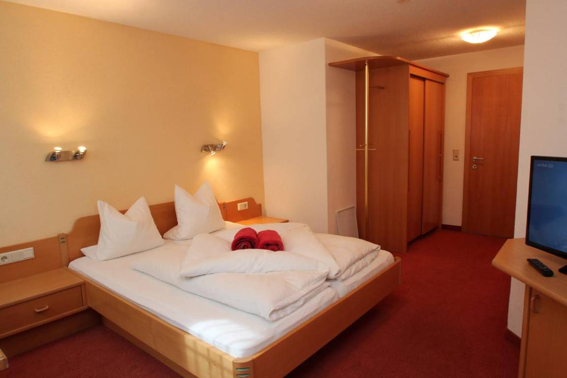 34 M² Hotel ∙ 1 Bedroom ∙ 2 Guests - Ischgl
