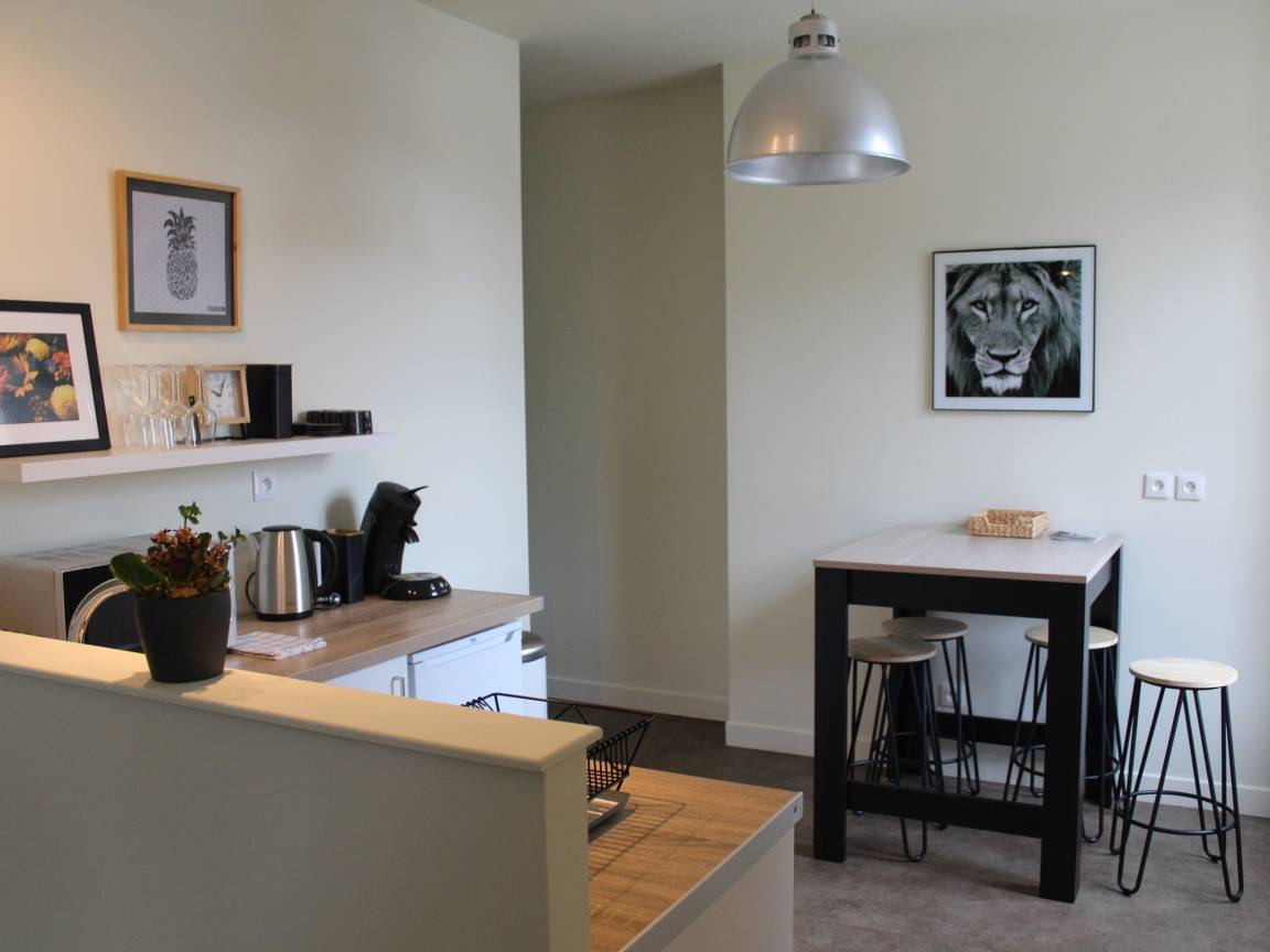 60 M² Appartement ∙ 2 Chambres ∙ 4 Personnes - Briey