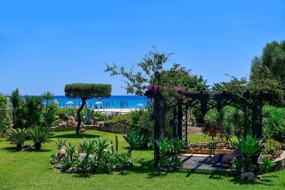 110 M² Villa ∙ 3 Bedrooms ∙ 8 Guests - Costa Rei