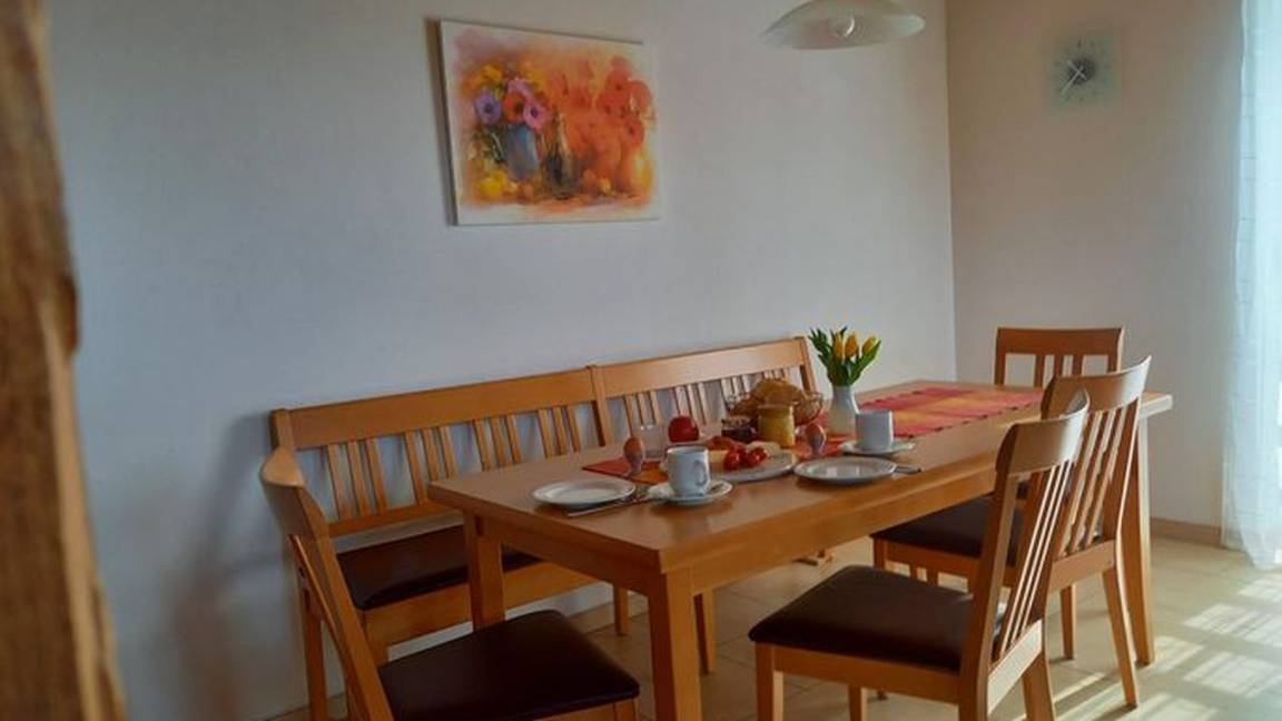 55 M² Ferienwohnung ∙ 1 Schlafzimmer ∙ 4 Gäste - Kressbronn am Bodensee