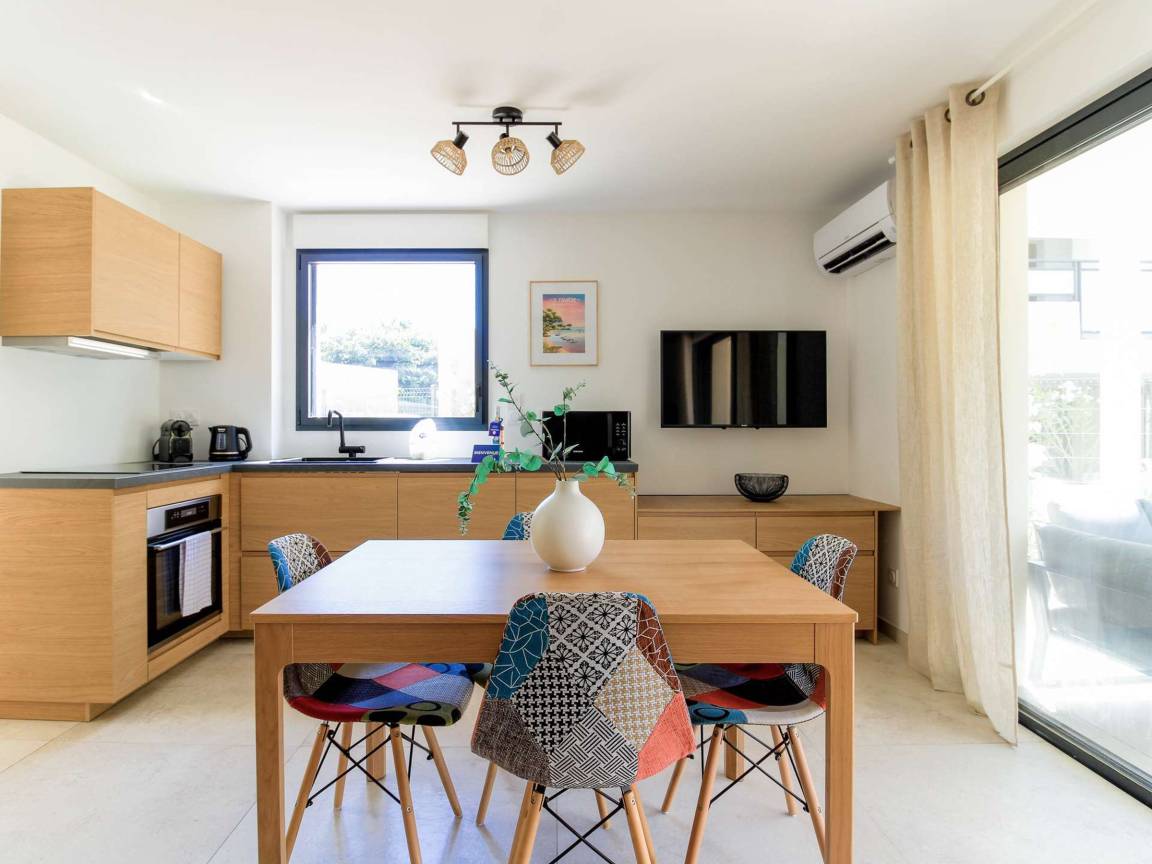 42 M² Apartment ∙ 1 Bedroom ∙ 4 Guests - Bormes-les-Mimosas