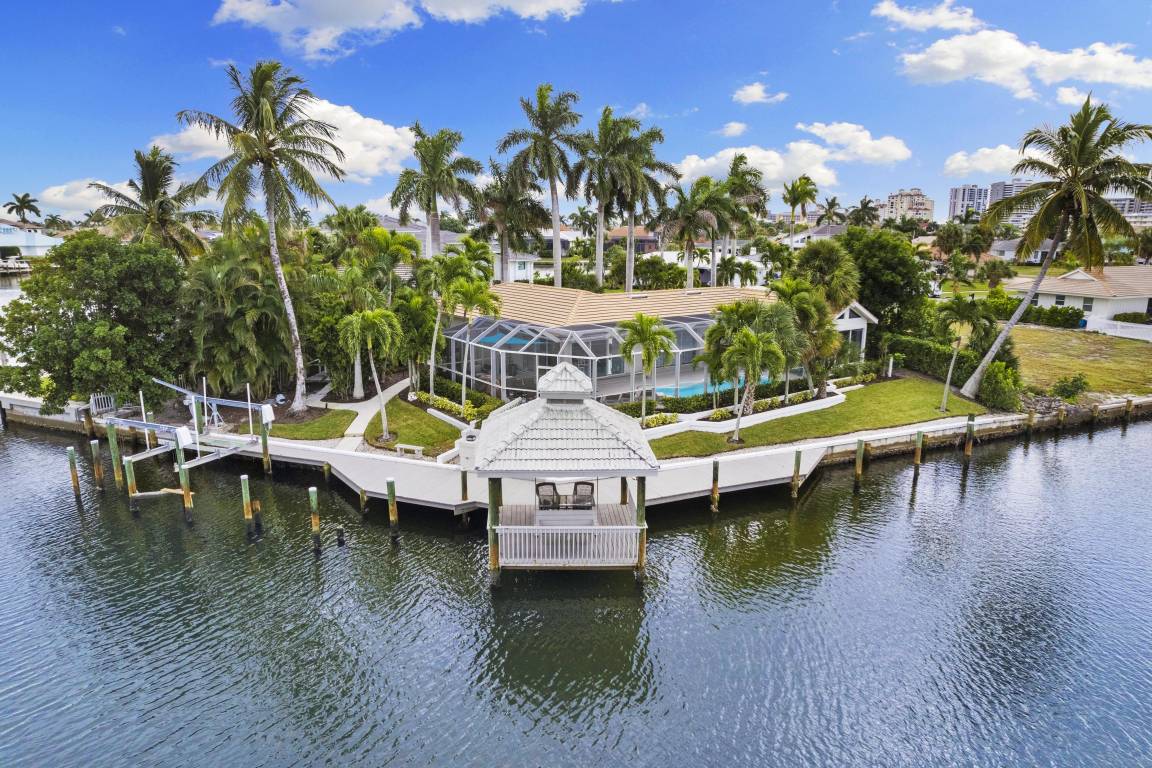 194 M² House ∙ 3 Bedrooms ∙ 8 Guests - Marco Island, FL