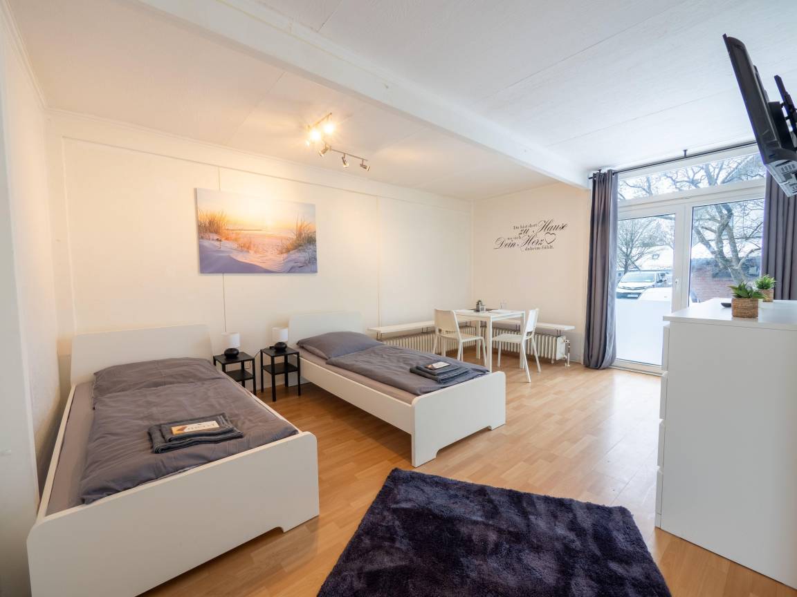 55 M² Ferienwohnung ∙ 3 Schlafzimmer ∙ 7 Gäste - Bargteheide