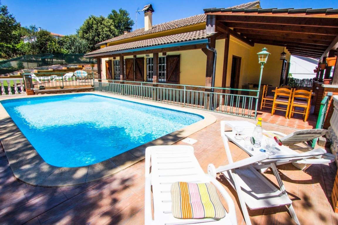 70 M² Villa ∙ 3 Schlafzimmer ∙ 6 Gäste - Girona