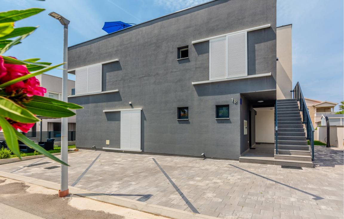 41 M² Ferienwohnung ∙ 1 Schlafzimmer ∙ 4 Gäste - Privlaka