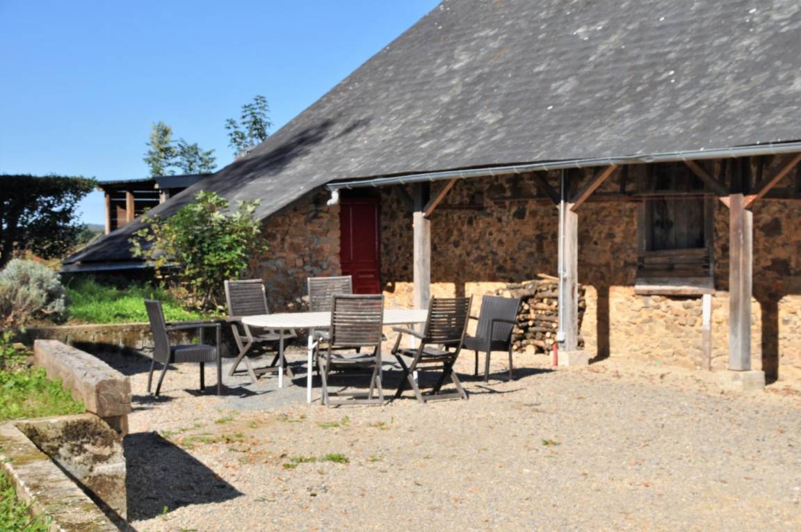 100 M² Gîte ∙ 3 Chambres ∙ 4 Personnes - Tulle