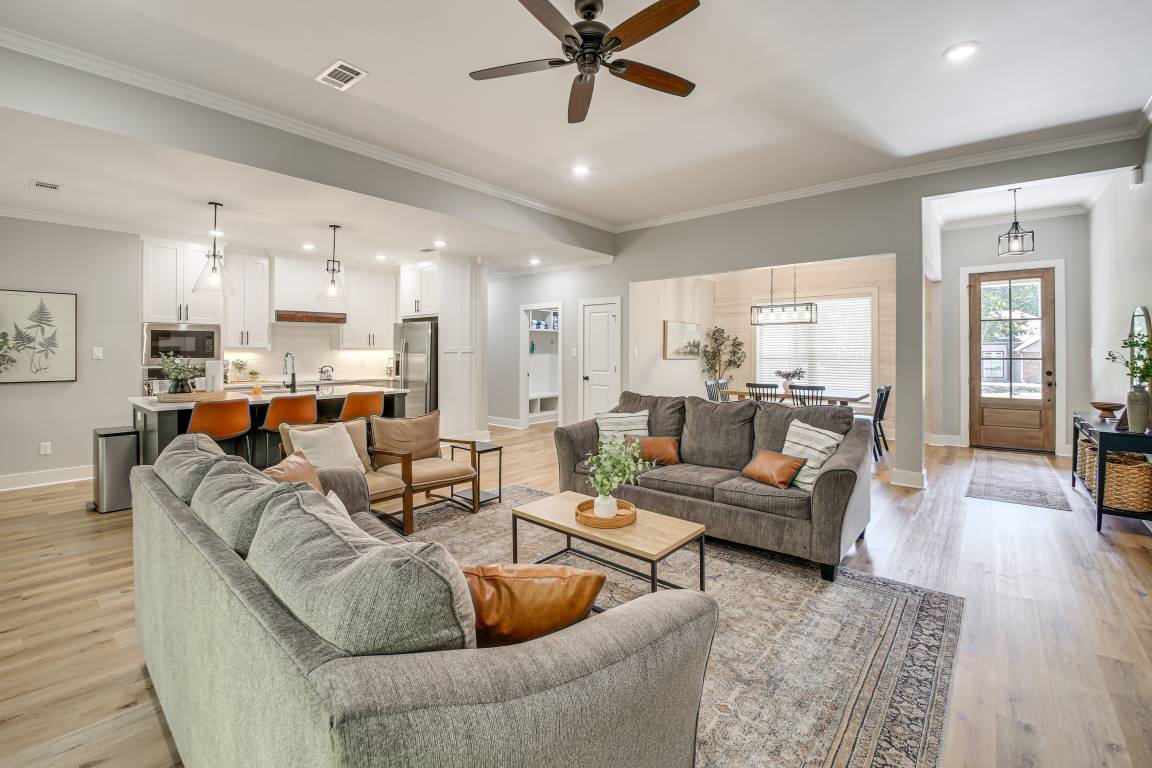 183 M² Huis ∙ 3 Slaapkamers ∙ 9 Gasten - Malvern, AR