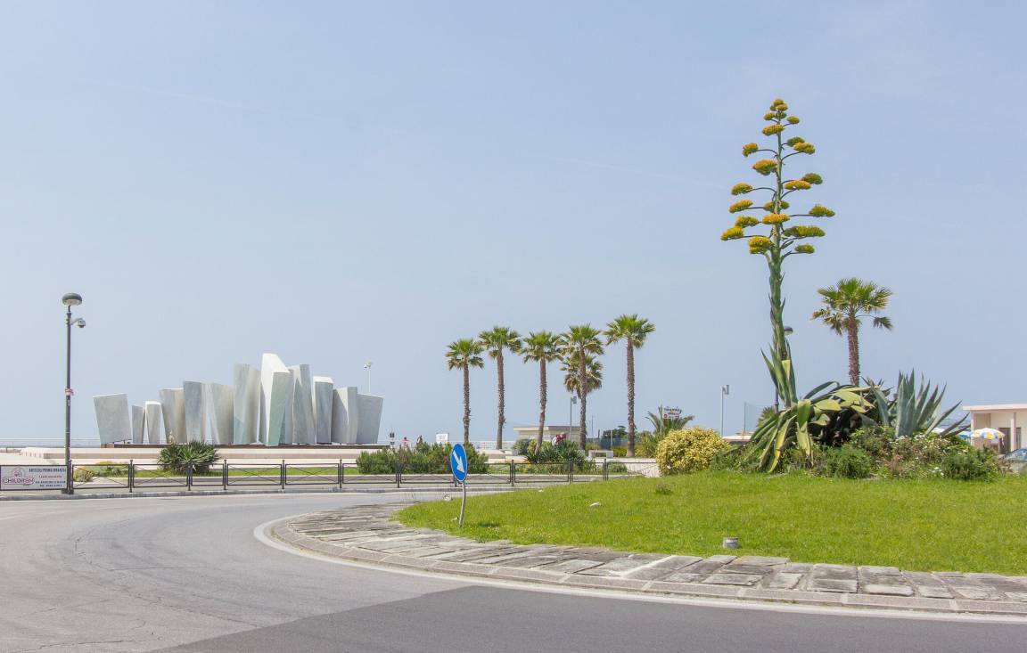 100 M² Apartment ∙ 3 Bedrooms ∙ 7 Guests - Carrara