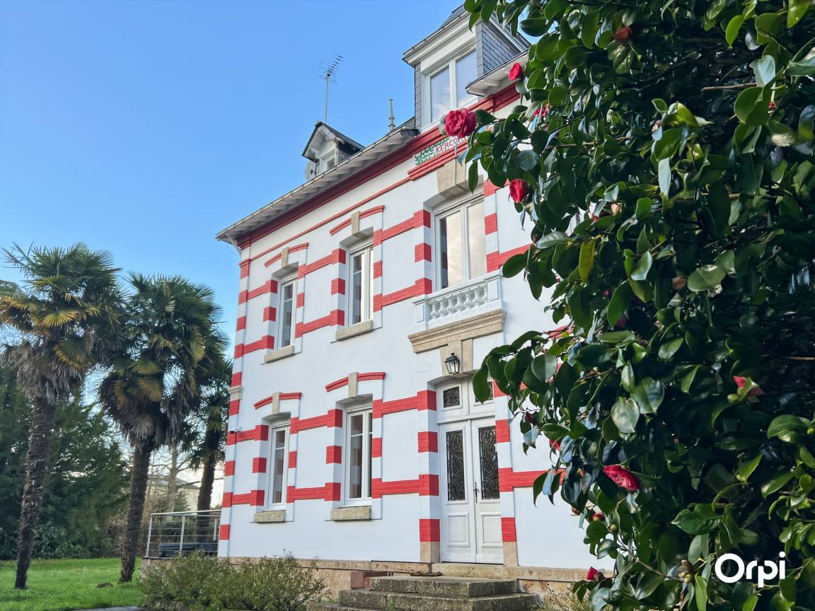 200 M² Maison De Vacances ∙ 6 Chambres ∙ 14 Personnes - Pont-Scorff