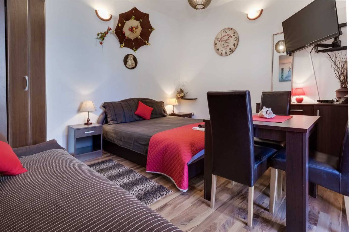 35 M² Huoneisto ∙ 1 Makuuhuone ∙ 3 Vierasta - Sveti Filip i Jakov