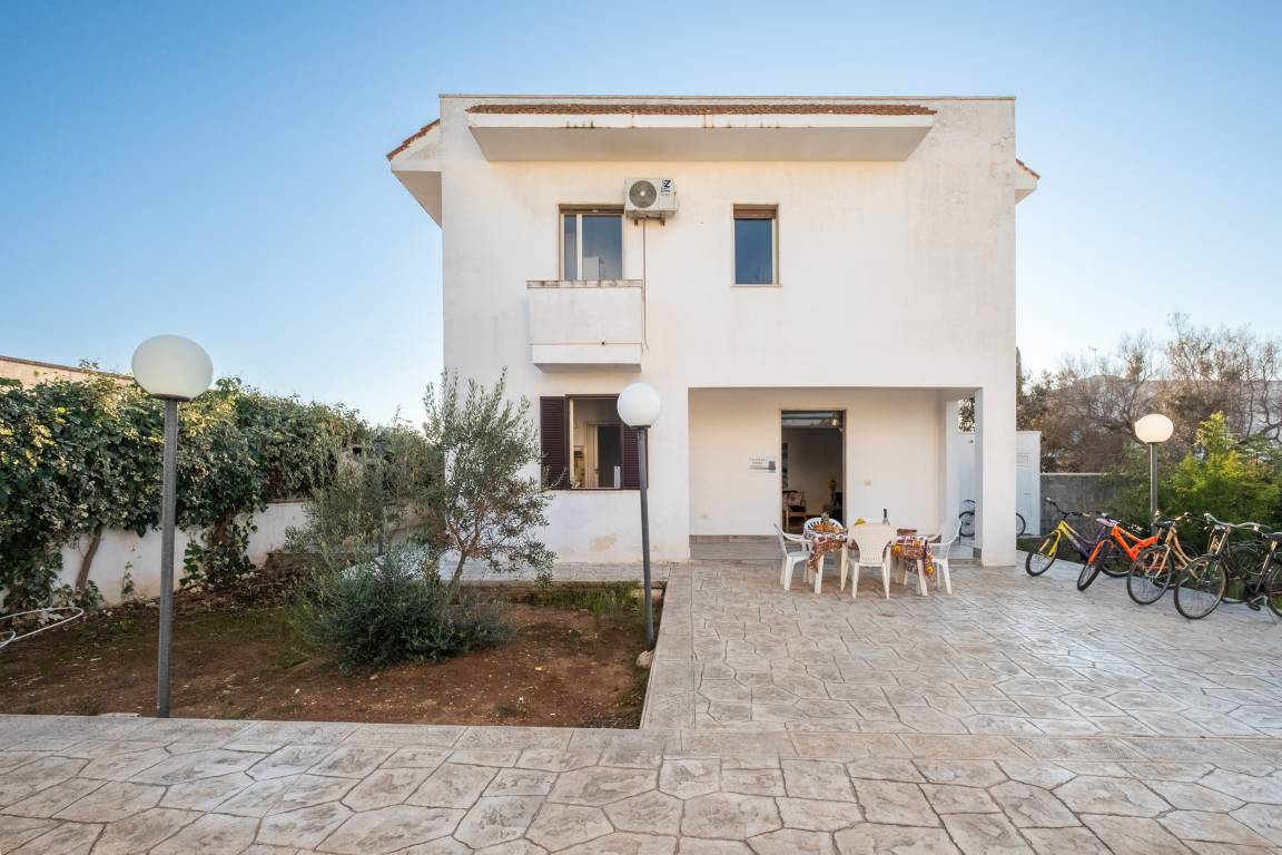 160 M² Villa ∙ 3 Habitaciones ∙ 12 Huéspedes - Porto Cesareo