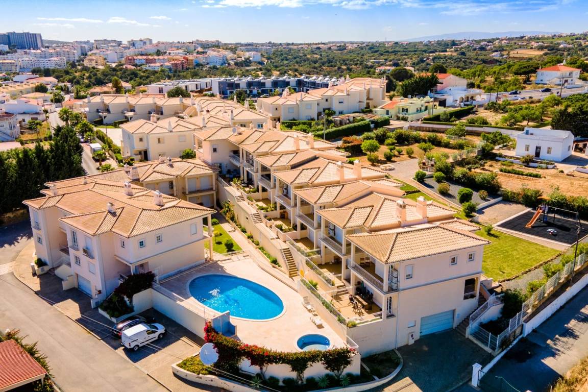 133 M² Apartamento ∙ 3 Habitaciones ∙ 8 Huéspedes - Albufeira