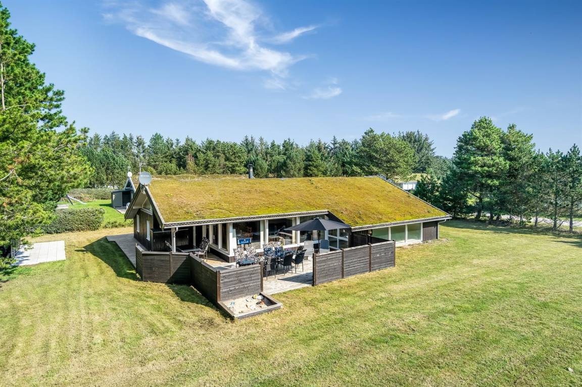 152 M² Ferienhaus ∙ 4 Schlafzimmer ∙ 10 Gäste - Saltum