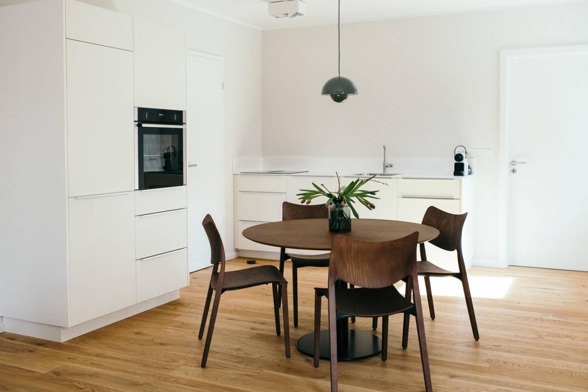 102 M² Ferienwohnung ∙ 2 Schlafzimmer ∙ 4 Gäste - Trittenheim