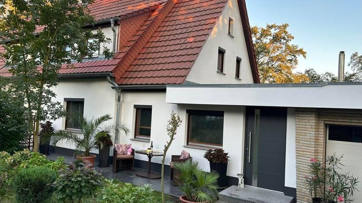 80 M² Ferienwohnung ∙ 2 Schlafzimmer ∙ 5 Gäste - Pirna