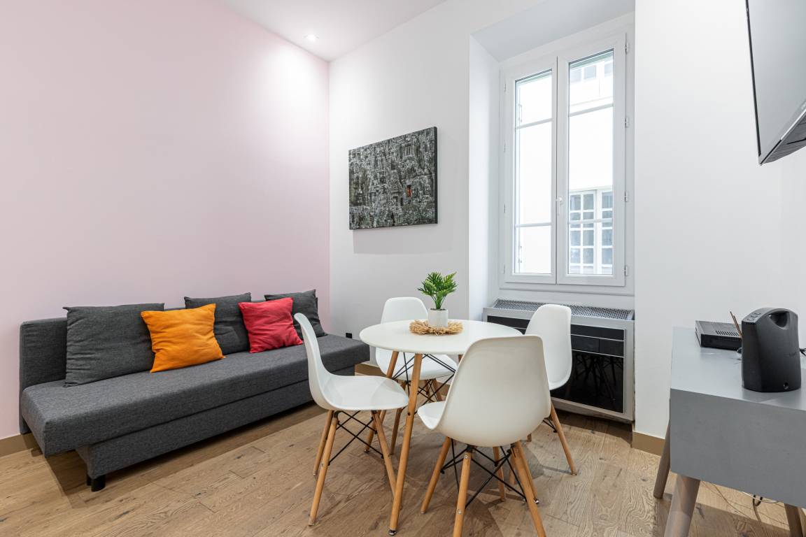 35 M² Ferienwohnung ∙ 1 Schlafzimmer ∙ 2 Gäste - Nizza