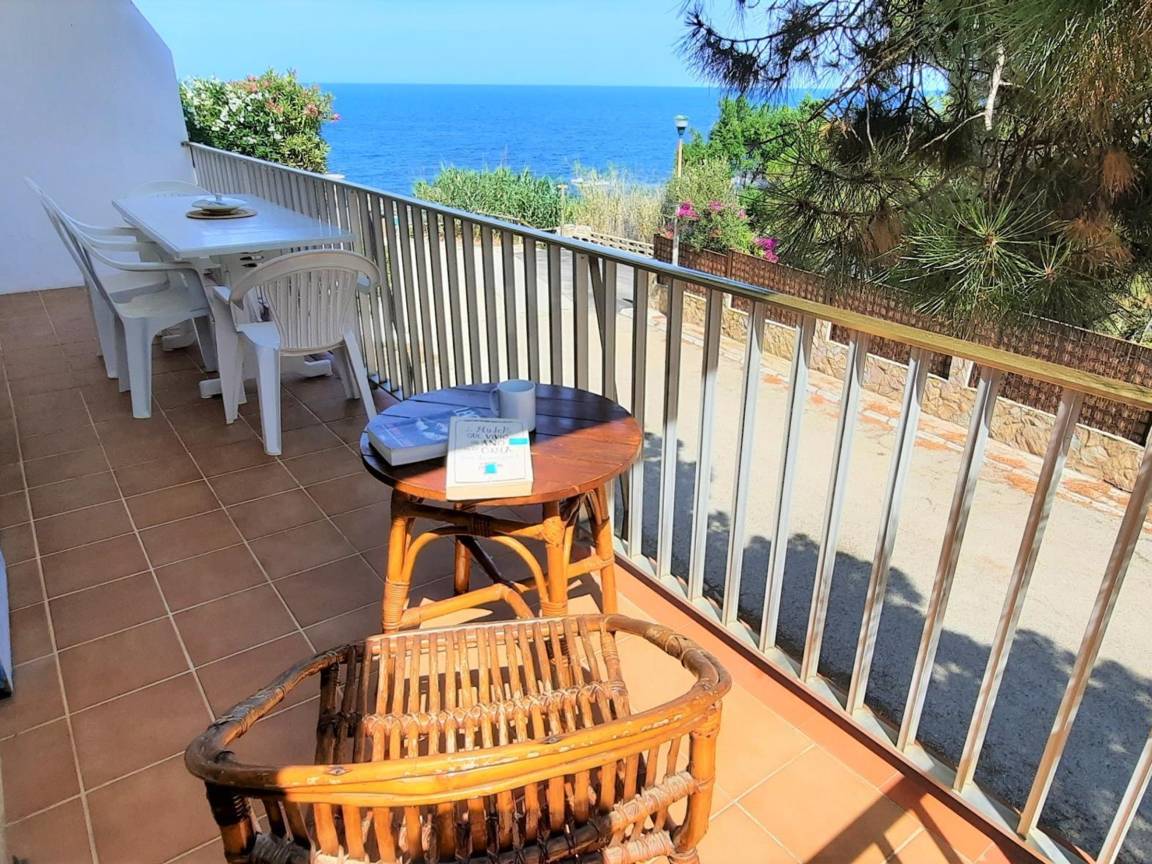 62 M² Apartamento ∙ 2 Habitaciones ∙ 5 Huéspedes - Cadaqués