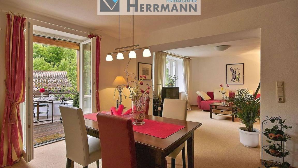 75 M² Apartment ∙ 2 Bedrooms ∙ 4 Guests - Füssen