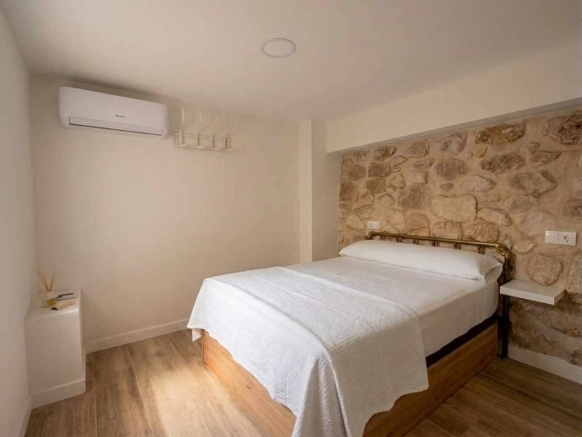 106 M² Casa Rural ∙ 4 Habitaciones ∙ 8 Huéspedes - Cazorla