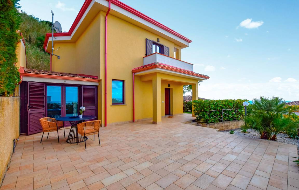 130 M² Casa ∙ 3 Camere Da Letto ∙ 6 Ospiti - Diamante