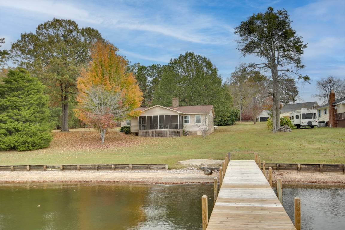 107 M² House ∙ 3 Bedrooms ∙ 6 Guests - Lake Greenwood, SC