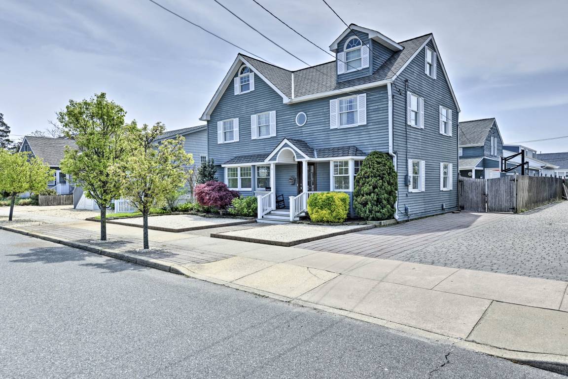 209 M² House ∙ 4 Bedrooms ∙ 10 Guests - Toms River, NJ