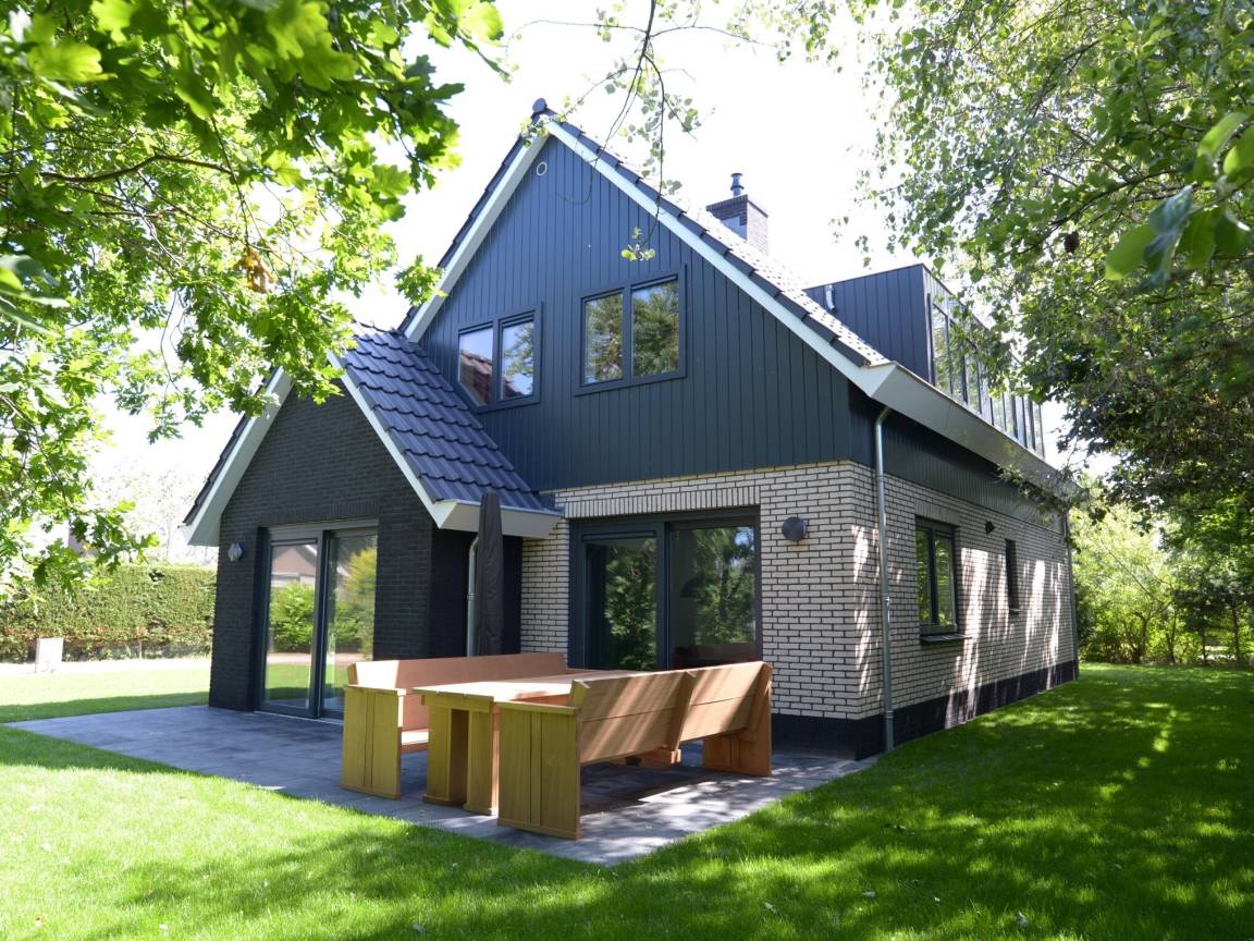 100 M² Villa ∙ 4 Schlafzimmer ∙ 8 Gäste - De Koog