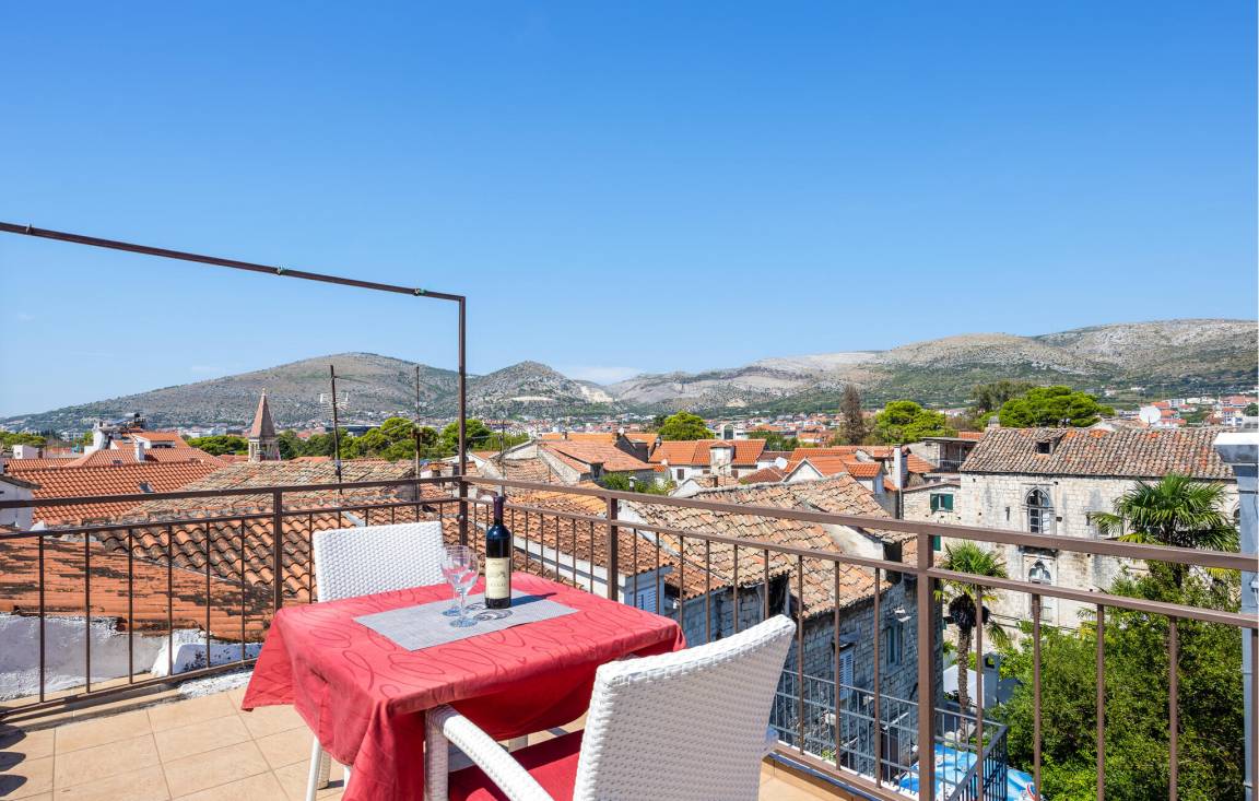 222 M² Maison De Vacances ∙ 4 Chambres ∙ 8 Personnes - Okrug Gornji