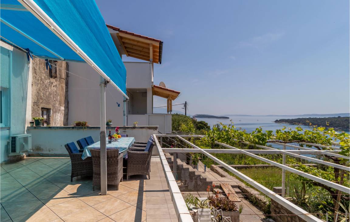 100 M² Maison De Vacances ∙ 3 Chambres ∙ 6 Personnes - Rab