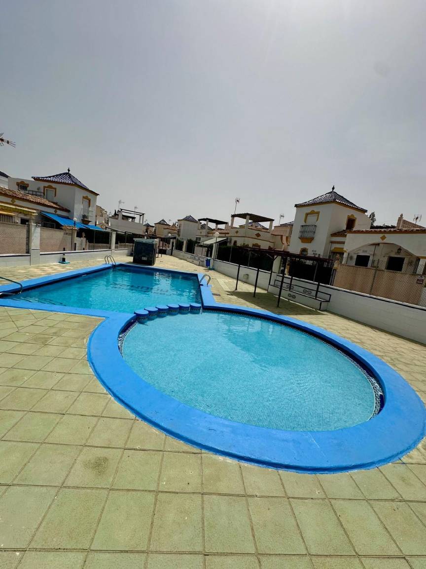 48 M² House ∙ 2 Bedrooms ∙ 6 Guests - Playa Flamenca