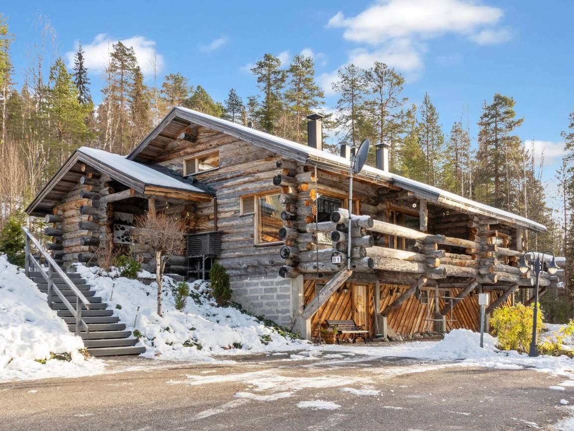 78 M² House ∙ 3 Bedrooms ∙ 10 Guests - Salla