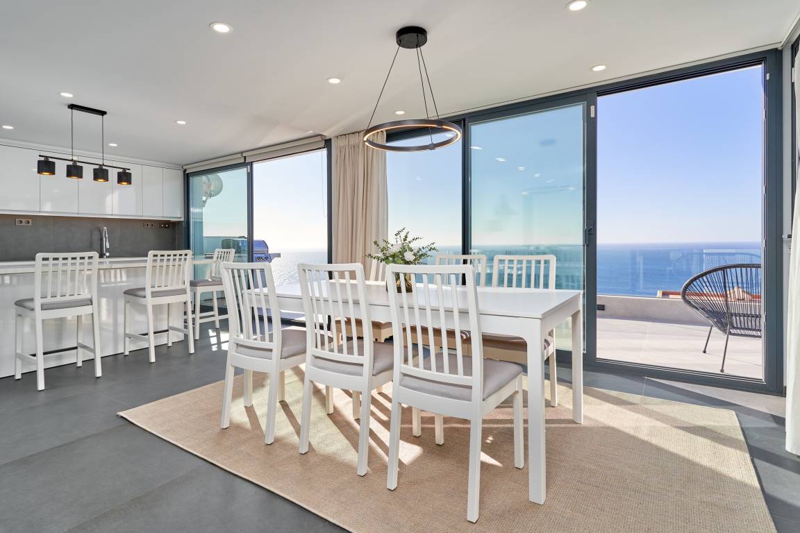 101 M² Casa ∙ 4 Habitaciones ∙ 8 Huéspedes - Motril