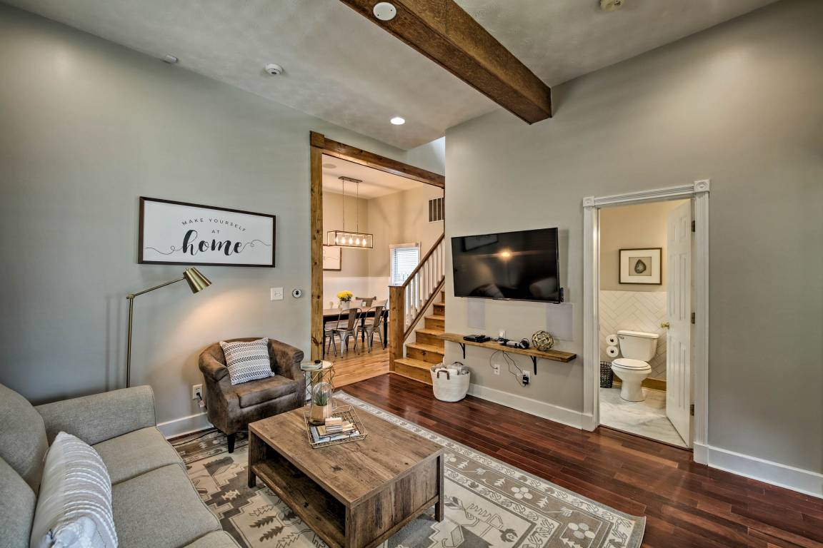 182 M² House ∙ 3 Bedrooms ∙ 11 Guests - Indianapolis, IN