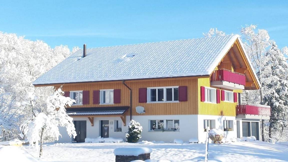 80 M² Ferienhaus ∙ 1 Schlafzimmer ∙ 6 Gäste - Kanton Schwyz