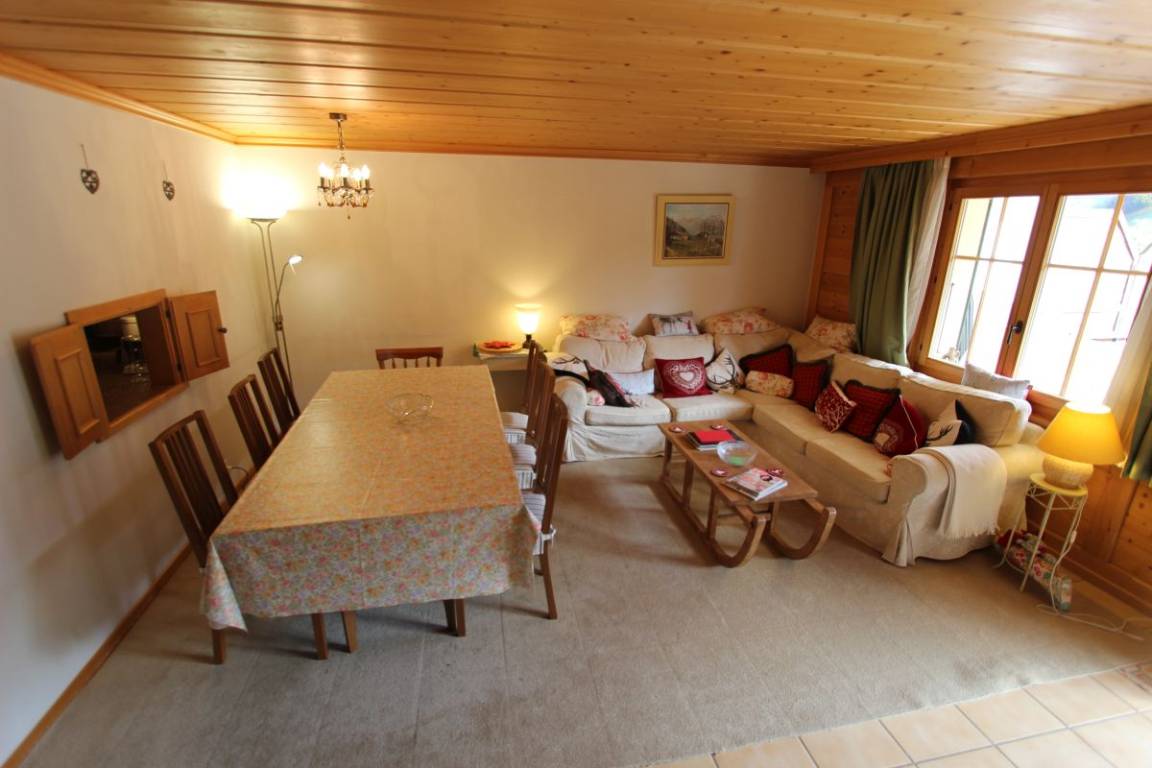 105 M² Ferienwohnung ∙ 3 Schlafzimmer ∙ 8 Gäste - Charmey