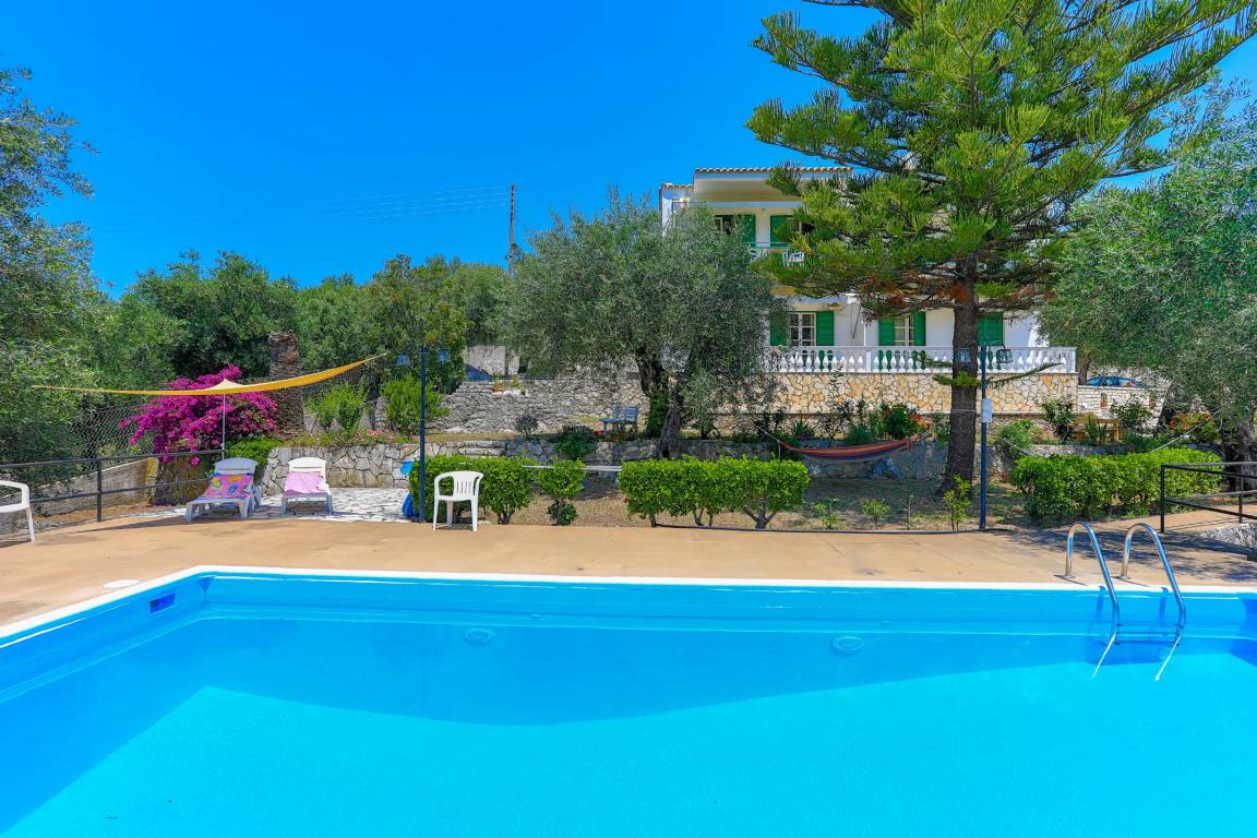 55 M² Apartment ∙ 2 Bedrooms ∙ 4 Guests - Kassiopi