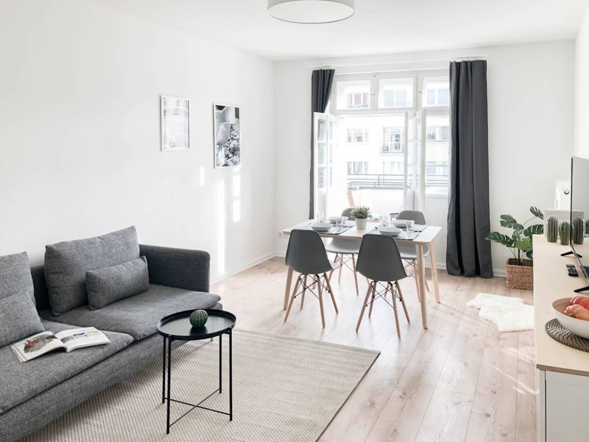 68 M² Apartment ∙ 2 Bedrooms ∙ 3 Guests - Berlin
