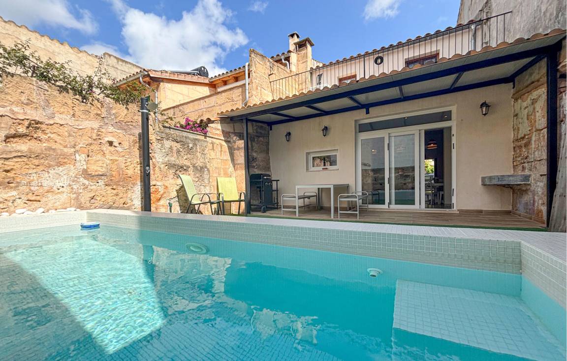 109 M² House ∙ 3 Bedrooms ∙ 6 Guests - Petra