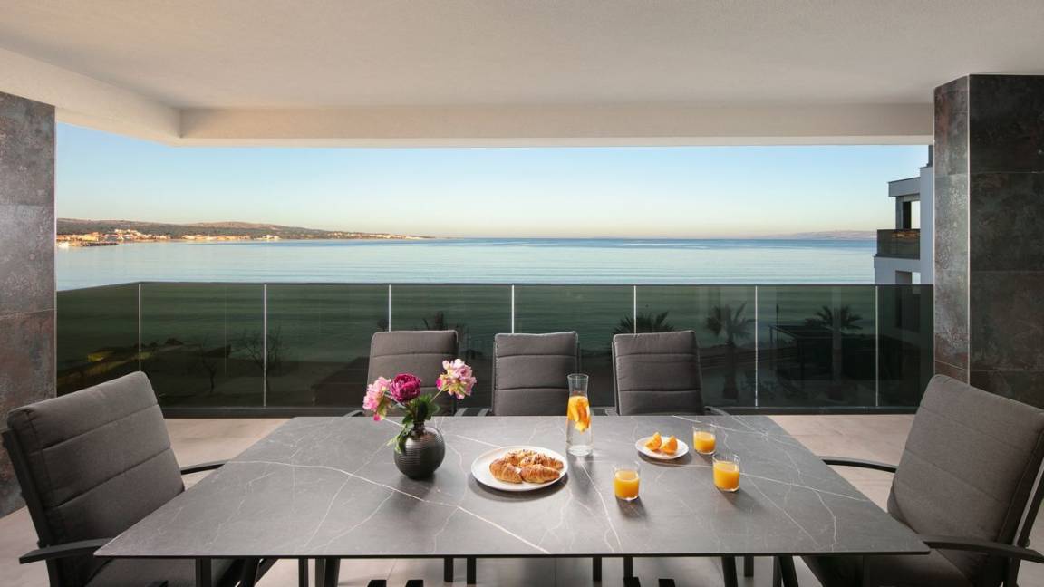 123 M² Apartment ∙ 4 Bedrooms ∙ 8 Guests - Vir