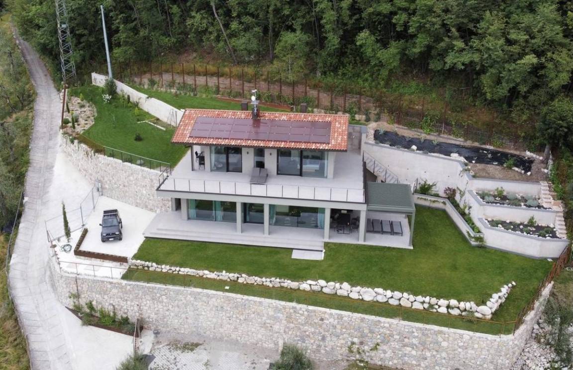 140 M² Ferienhaus ∙ 2 Schlafzimmer ∙ 5 Gäste - Malcesine