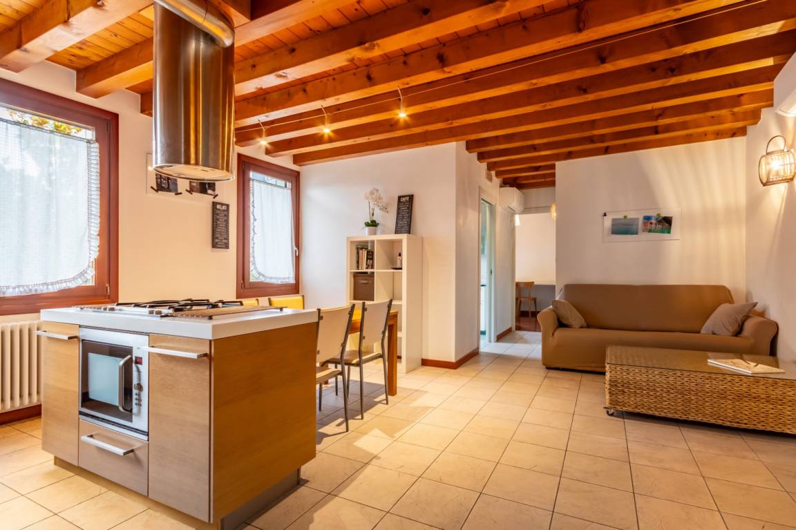 68 M² Apartamento ∙ 2 Quartos ∙ 5 Hóspedes - Veneza