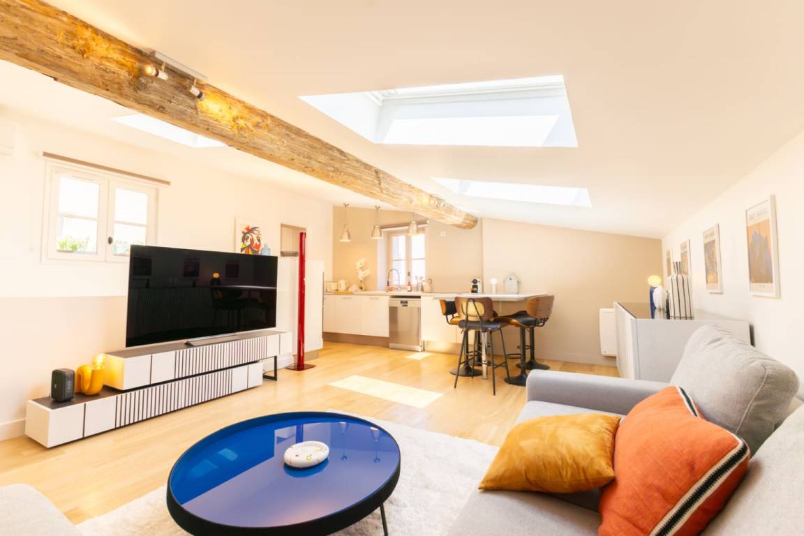 60 M² Apartamento ∙ 2 Habitaciones ∙ 5 Huéspedes - Bordeaux