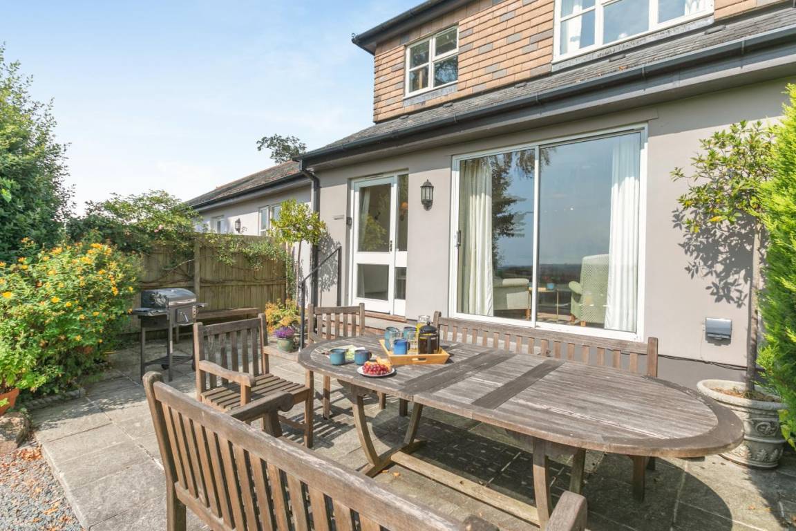 Cottage ∙ 4 Bedrooms ∙ 8 Guests - Holsworthy