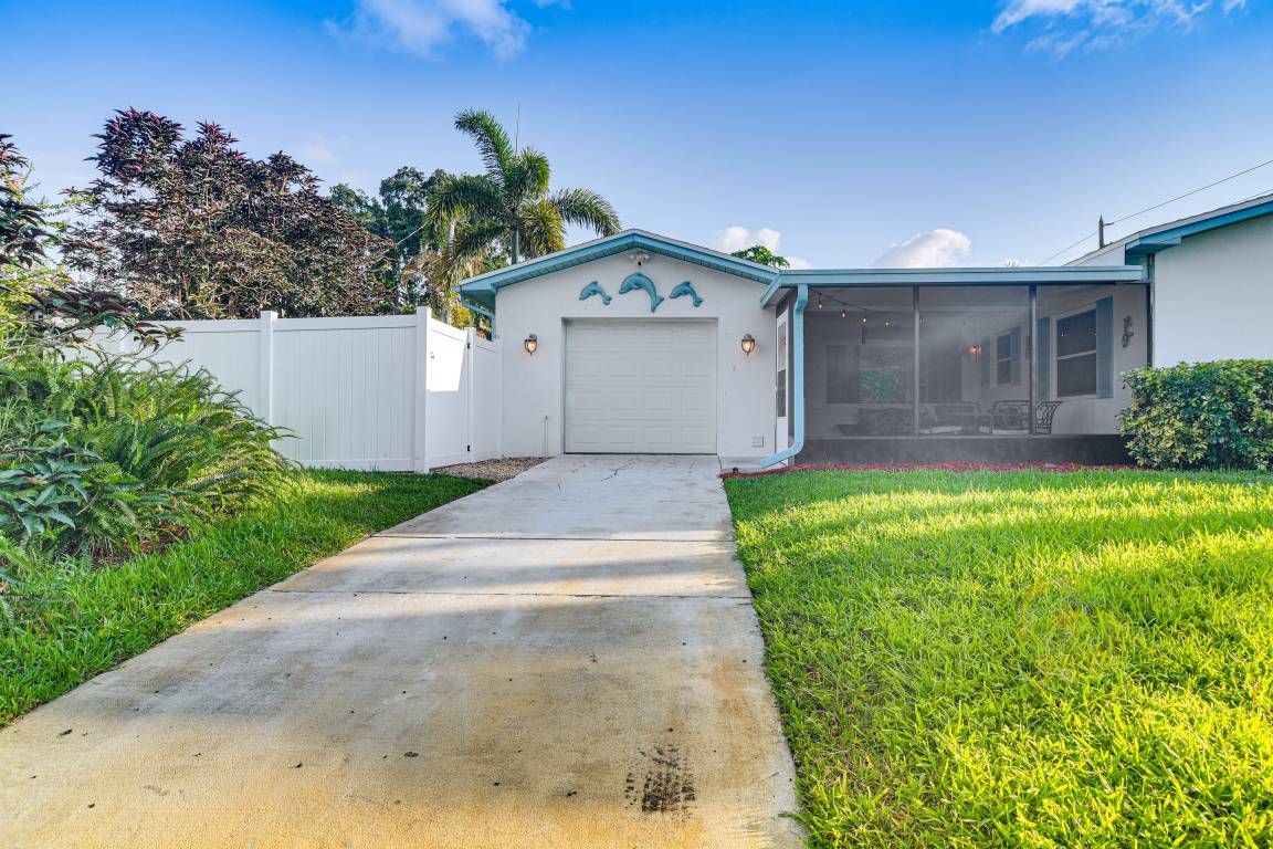 111 M² Cottage ∙ 2 Bedrooms ∙ 6 Guests - St. Pete Beach, FL