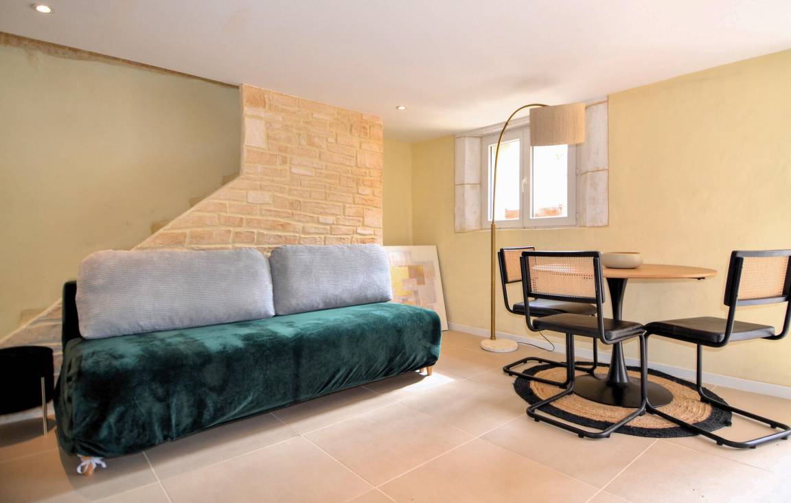 40 M² Huis ∙ 1 Slaapkamer ∙ 4 Gasten - Mornas